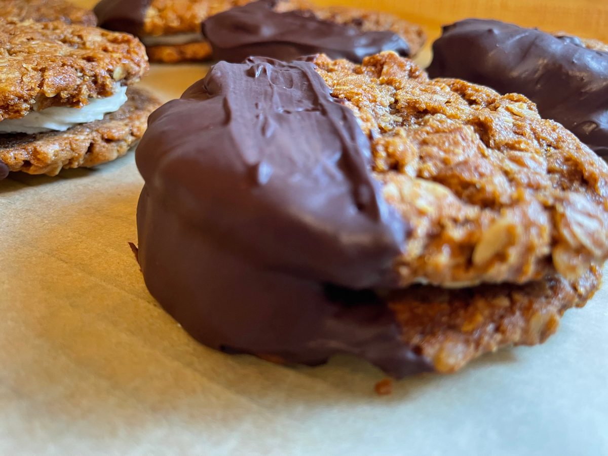 10 Black-Owned Bakeries That Ship Vegan Treats Nationwide