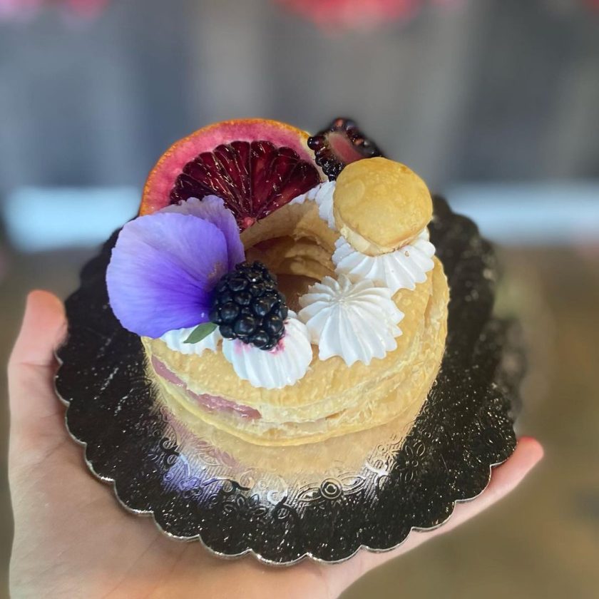 8 Vegan Bakeries in Los Angeles – VegOut
