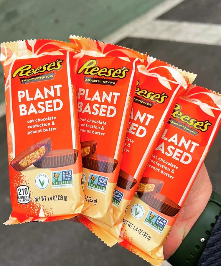 Hershey’s Debuts Plant-Based Chocolate Almond Bars and Reese’s Peanut ...