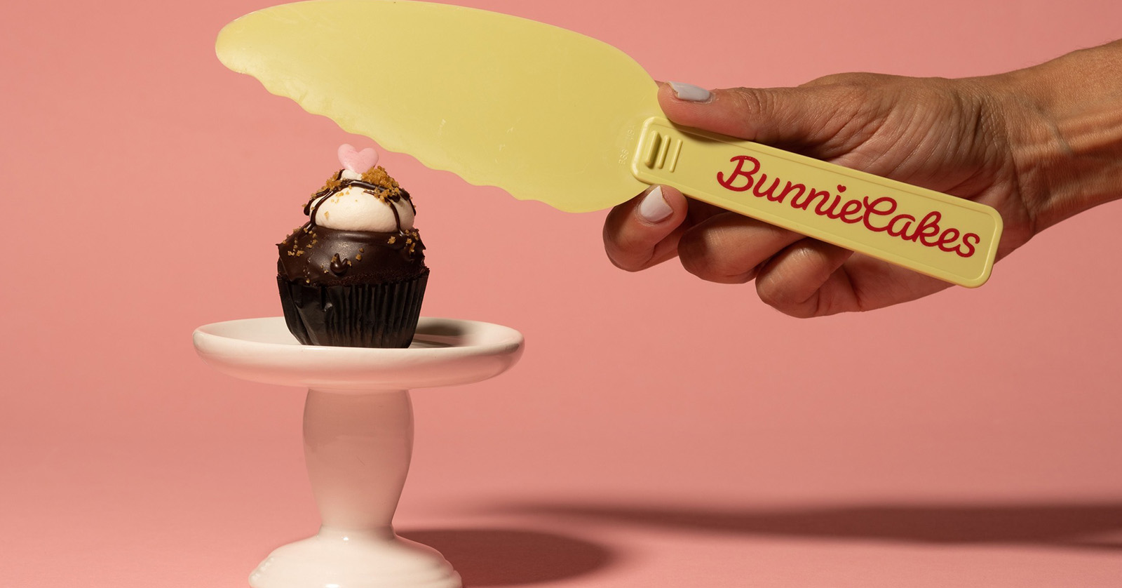 Vegan Bakery Bunnie Cakes Launches Vending Machine at Miami Airport