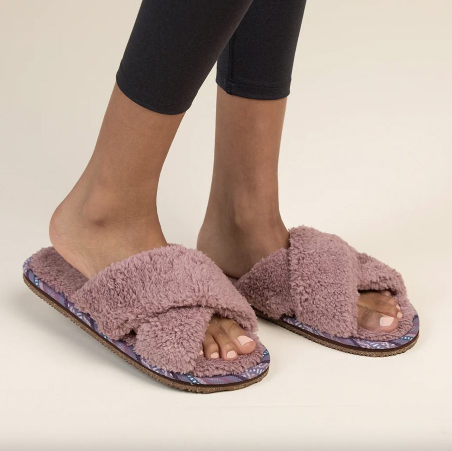 The Best Vegan Slippers to Keep Your Feet Warm This Winter
