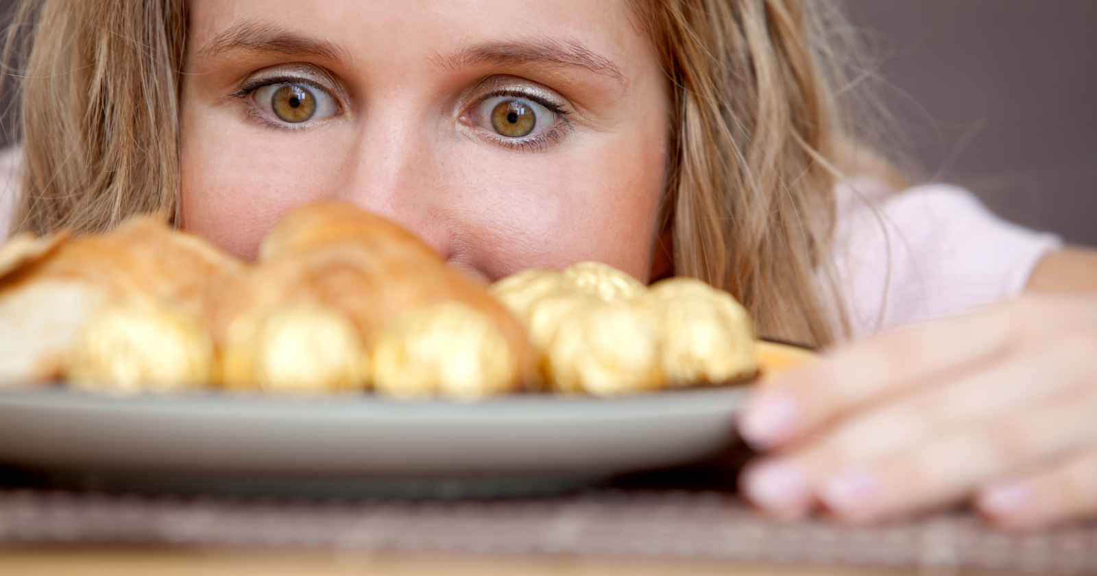 New research reveals how cravings really start—and how food can calm ...