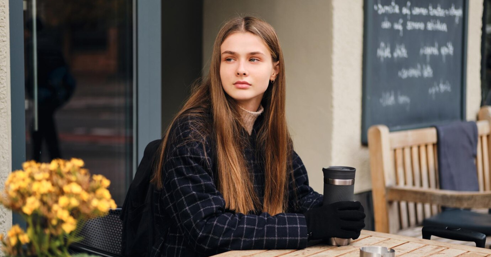 7 awkward behaviors that are secretly trauma responses, according to ...