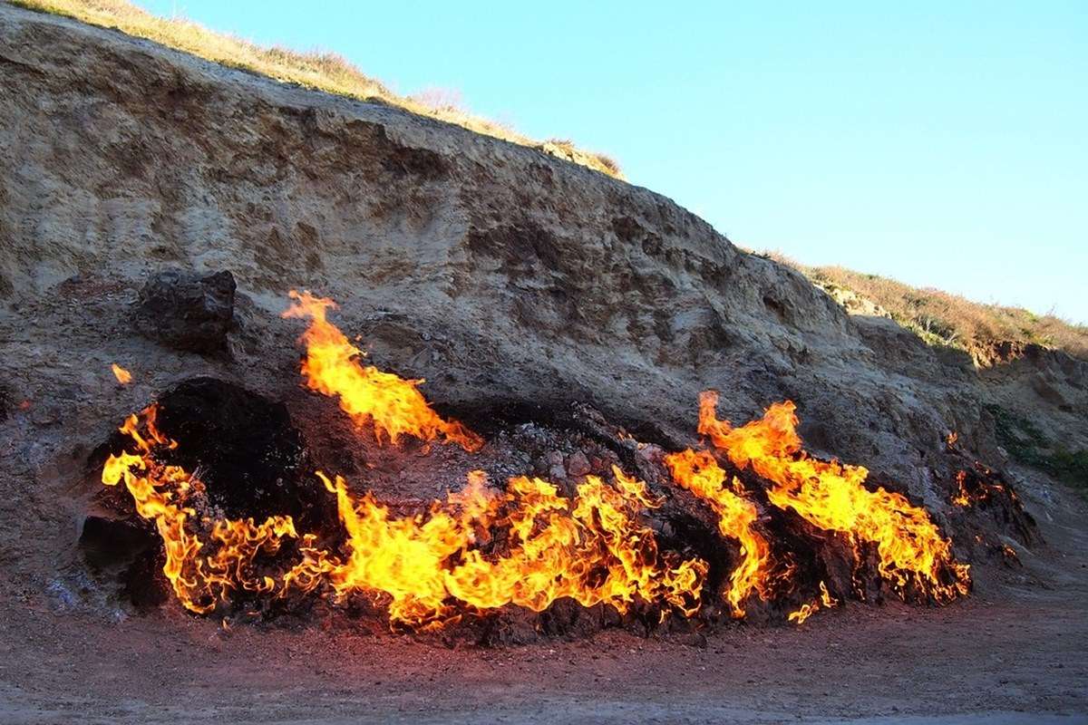Australia has a 6,000-year-old underground fire that nobody can stop ...