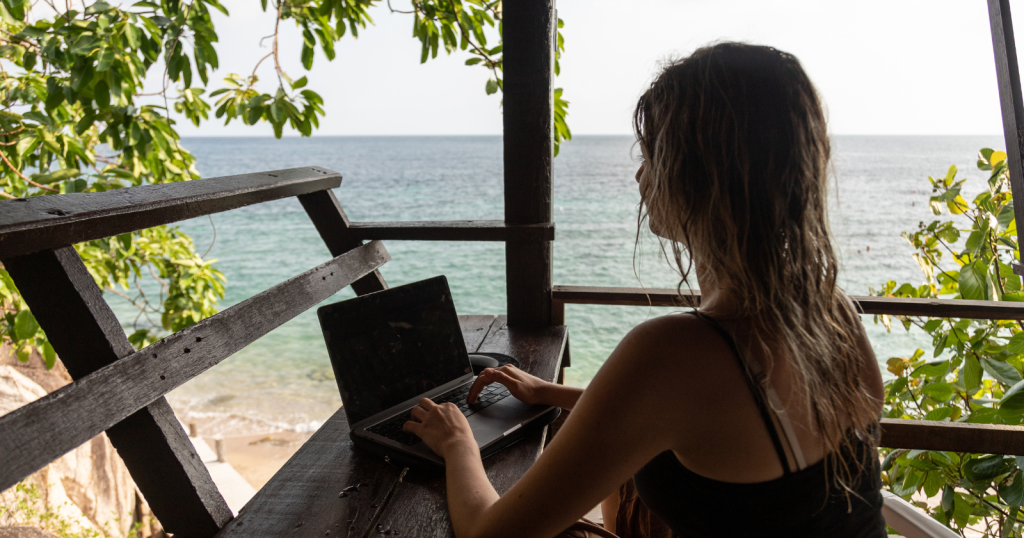 The art of working from everywhere: 5 digital nomad tools I couldn't ...