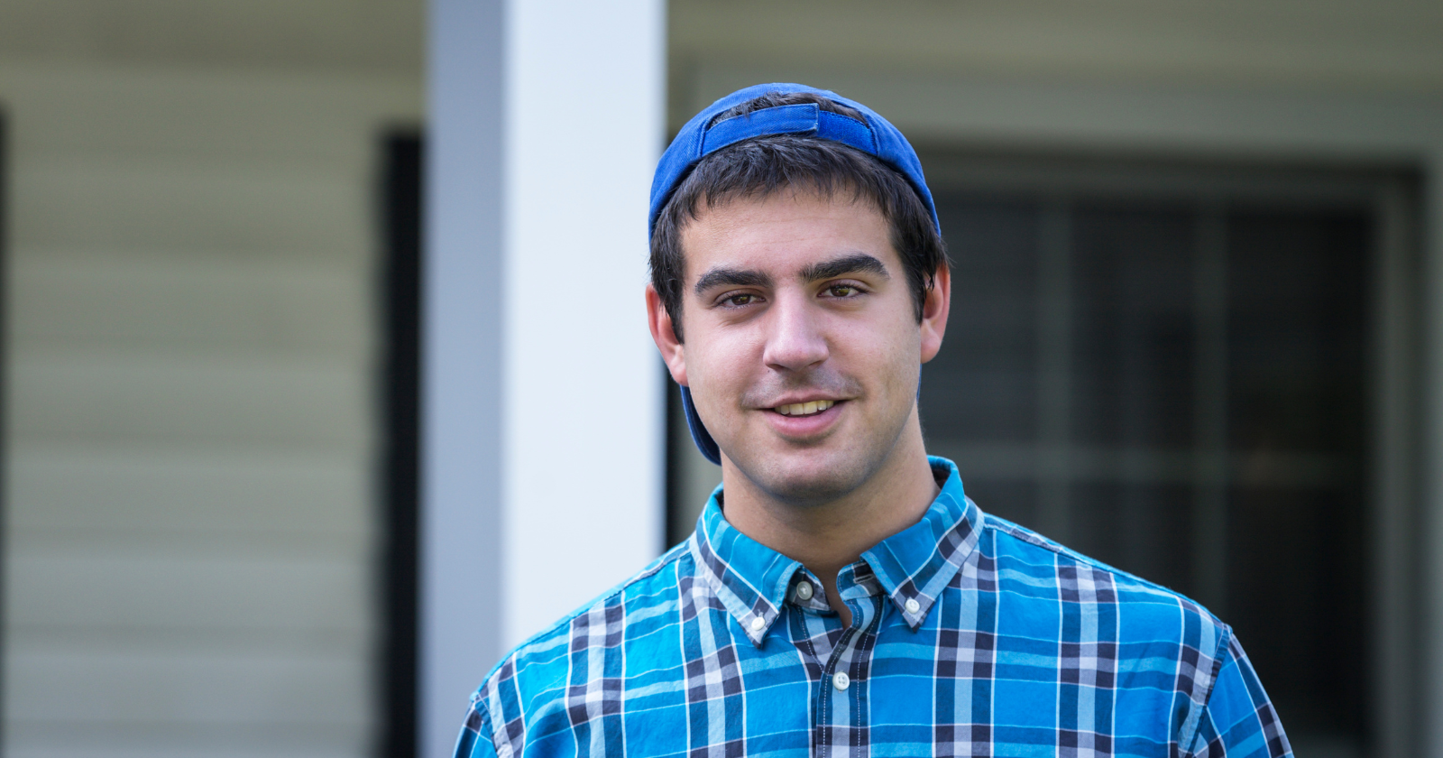 10 things men wear that instantly make them look unrefined and immature