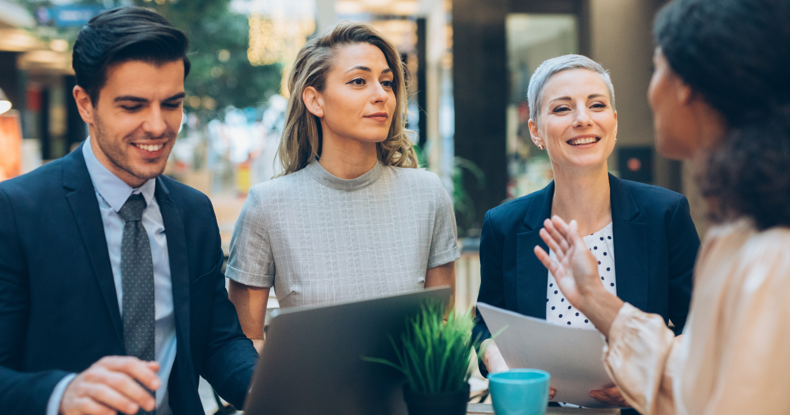 10 subtle ways the upper-middle-class size you up within minutes of ...