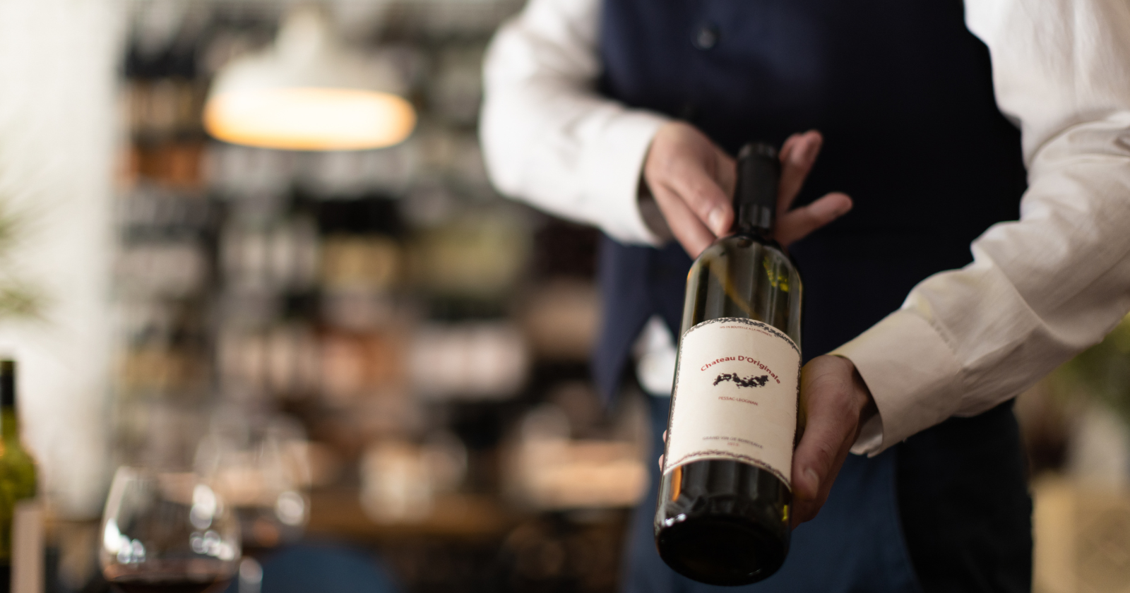 I owned fine dining restaurants - these 10 quiet habits separate classy ...