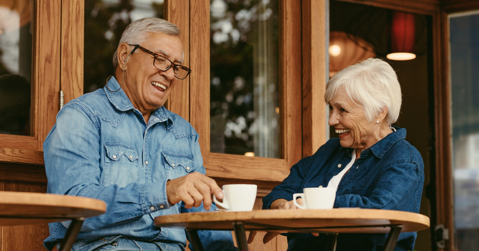 8 compliments older adults remember forever because nobody says them ...