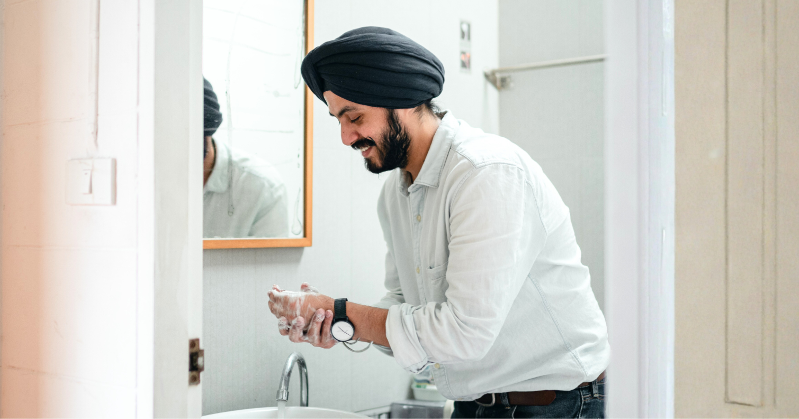 Psychology says people who wash their hands the moment they get home ...