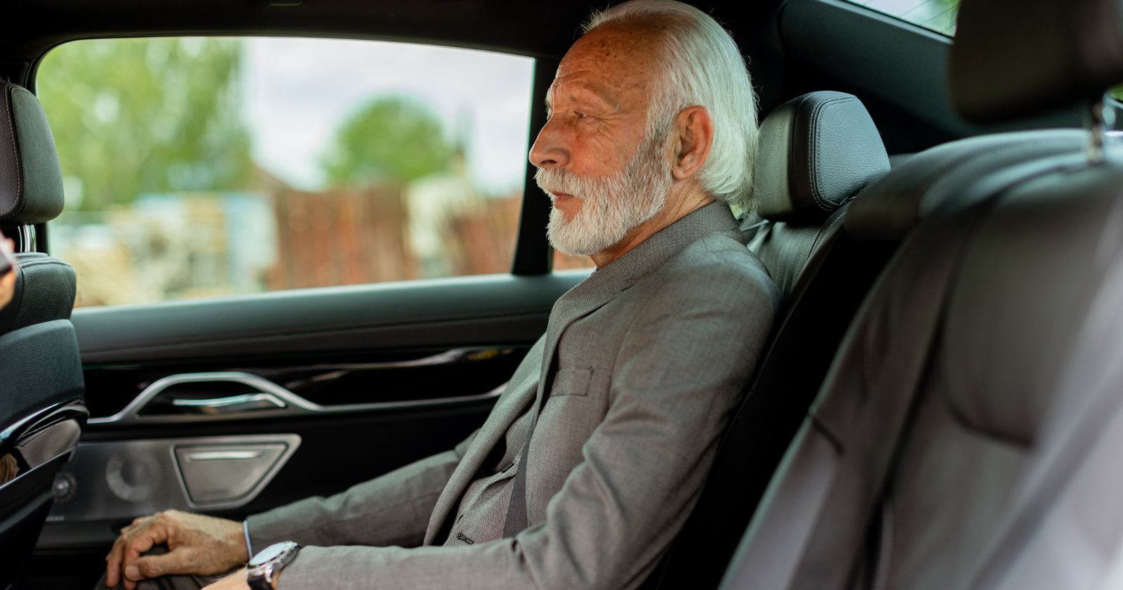 8 things boomers do in Uber rides that drivers notice within 30 seconds ...